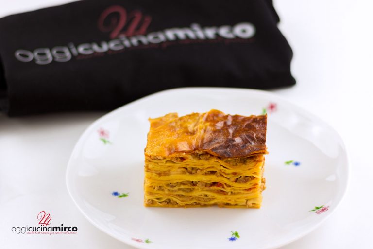 Timballo abruzzese di scrippelle (timballo di crespelle) | OggiCucinaMirco